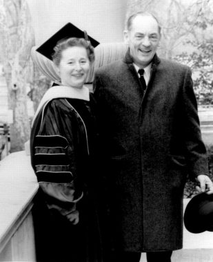 Gertrude B. Elion, M.Sc. | Academy of Achievement